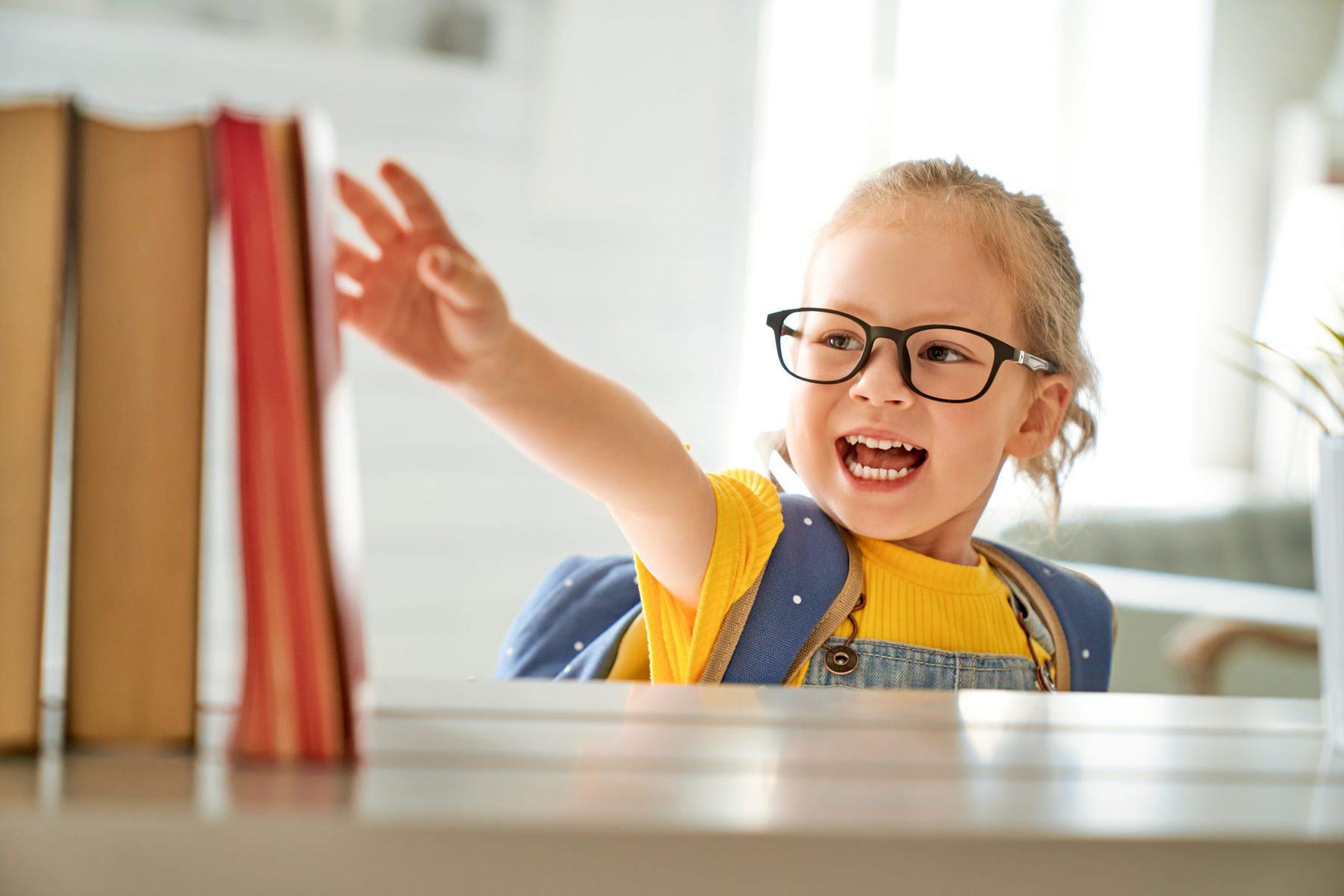 Shared Reading: Four REMARKABLE Benefits - Primary Bliss Teaching